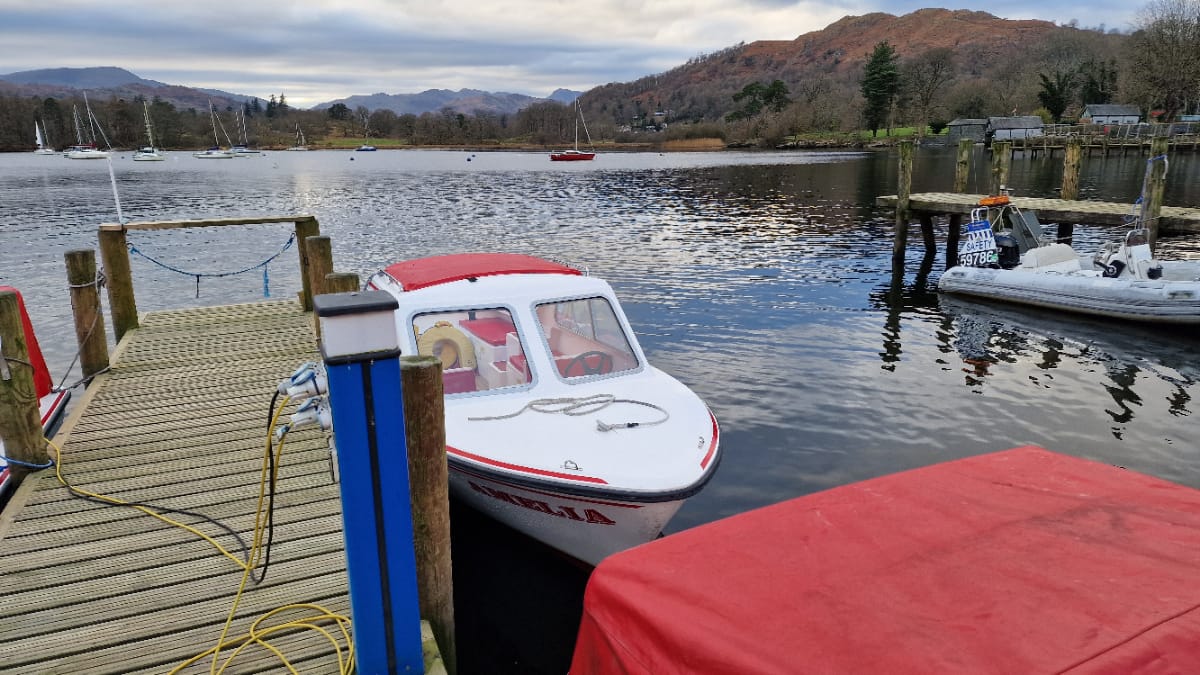 Lake Windermere, England, Boat Cruise in a Self drive Boat - Review and ...